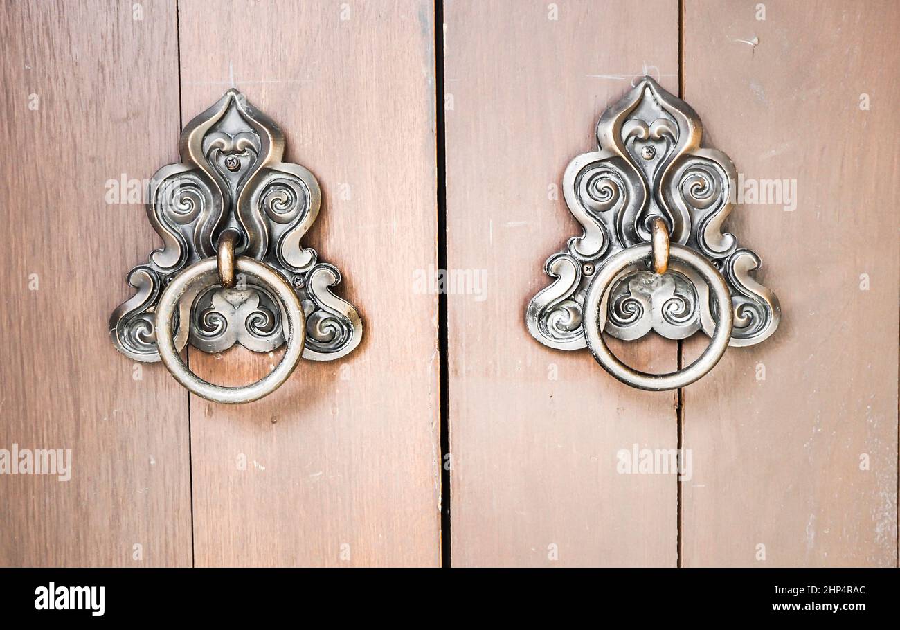 Chinese traditional Door Guardian Handle door knob For Protection ...