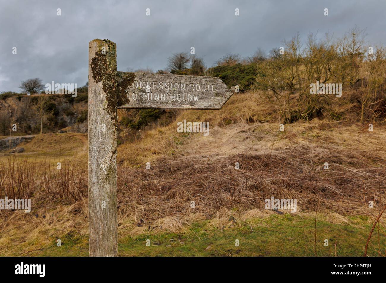 Minninglow is an archaeologhical site in the Peak District National ...