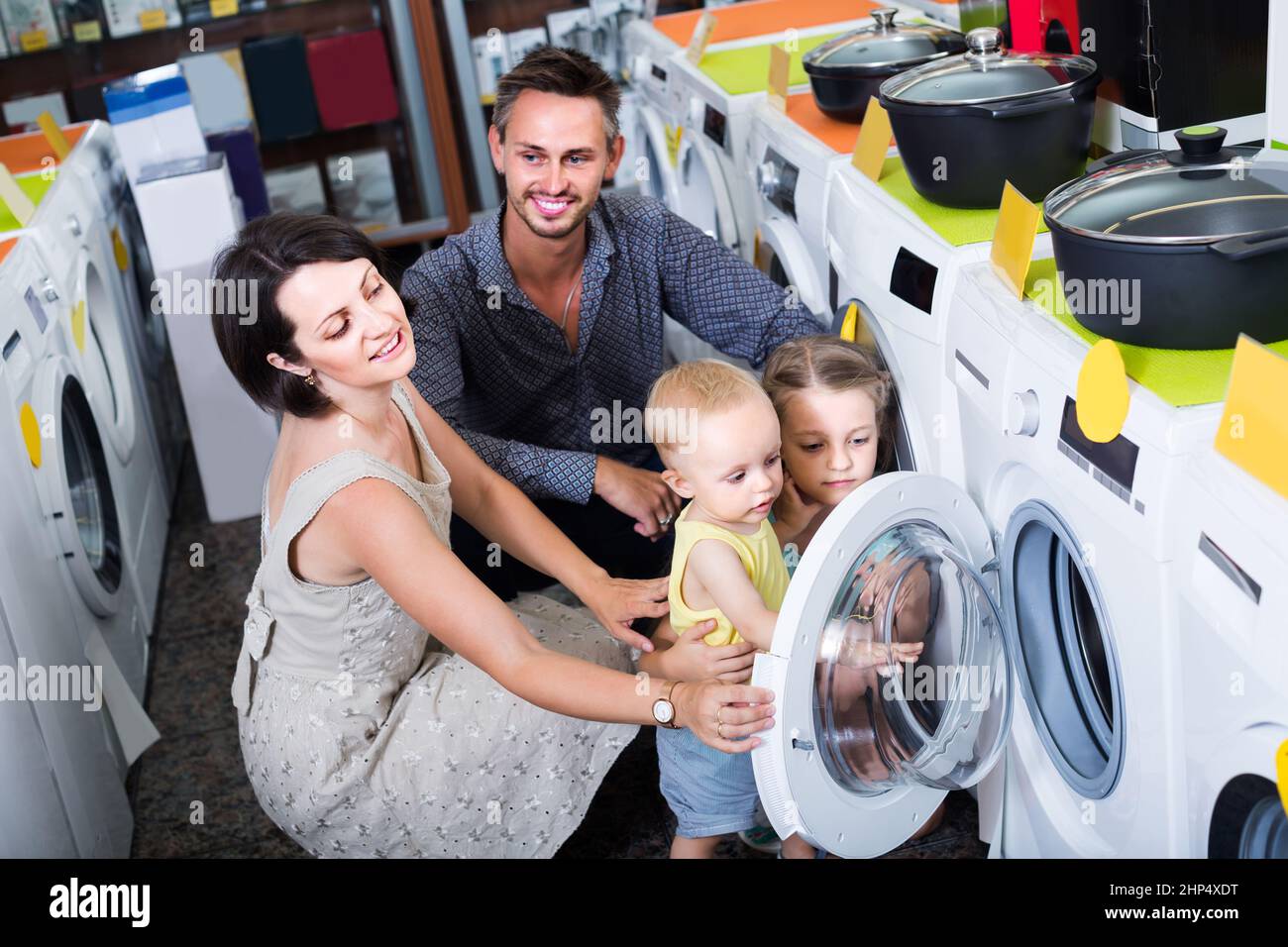 Boy girl 3 chatting hi-res stock photography and images - Alamy