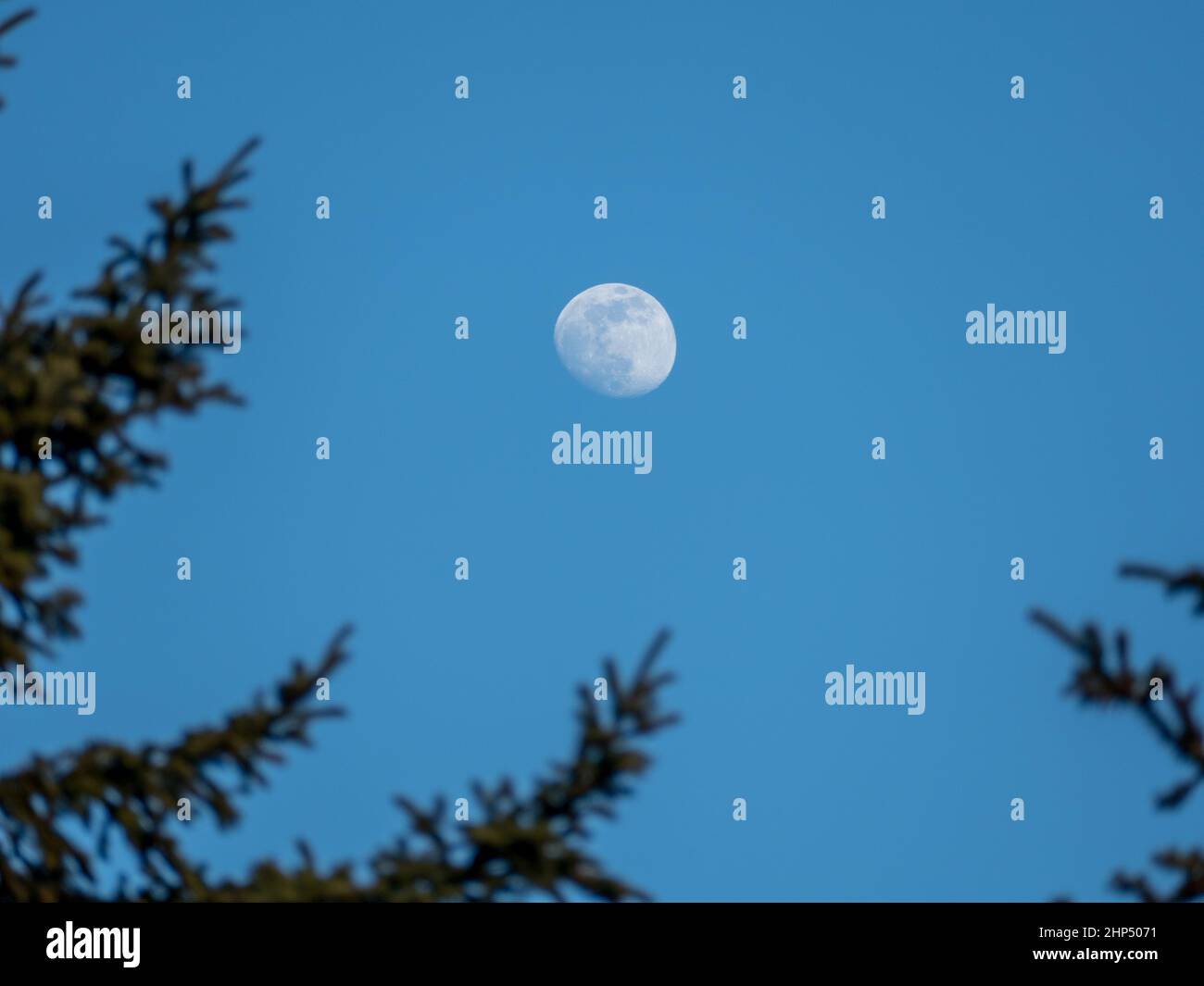 Solar eclipse setting hi-res stock photography and images - Alamy