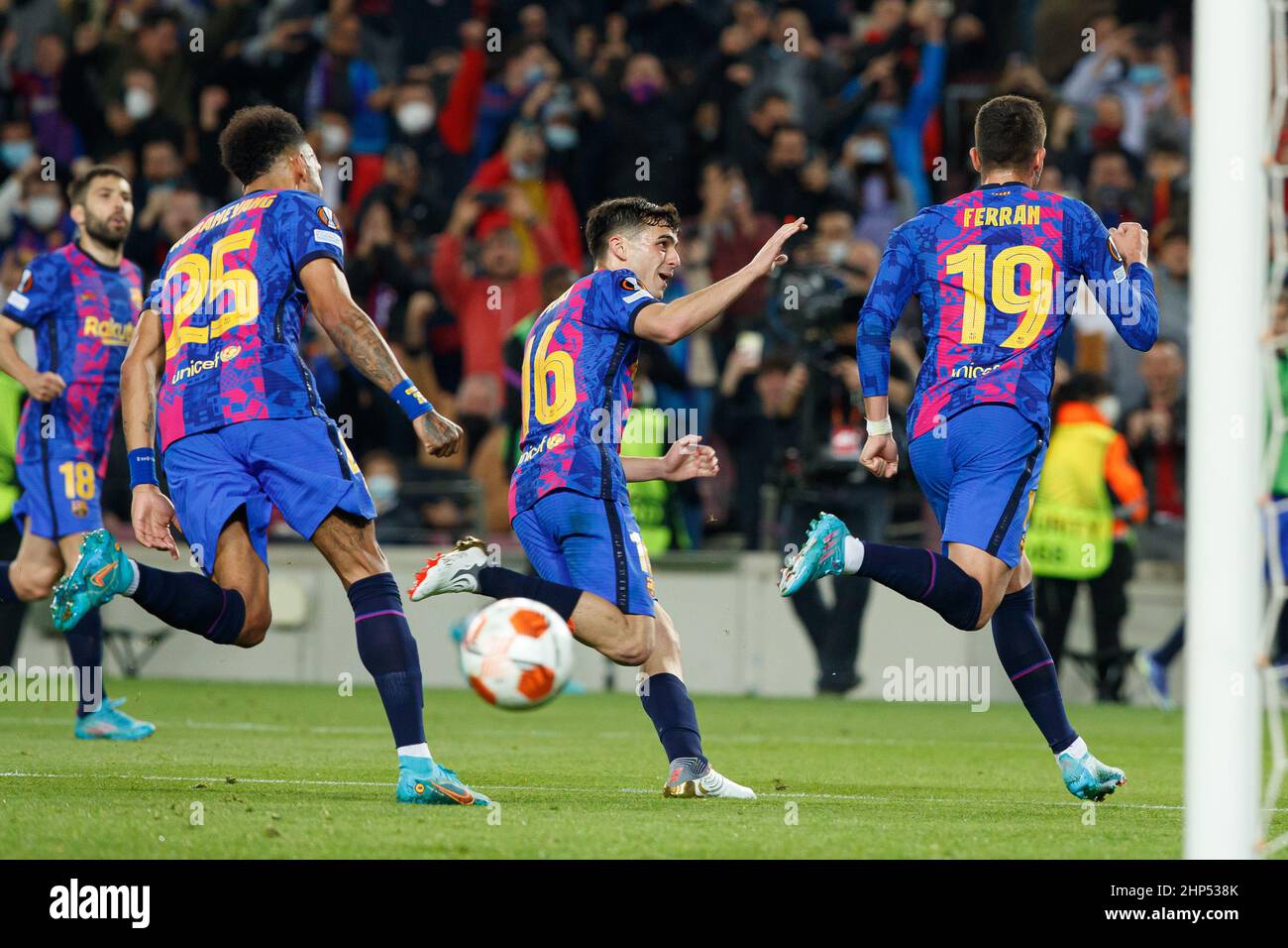 Ferran Torres of FC Barcelona celebrate a goal with Pedri of FC ...