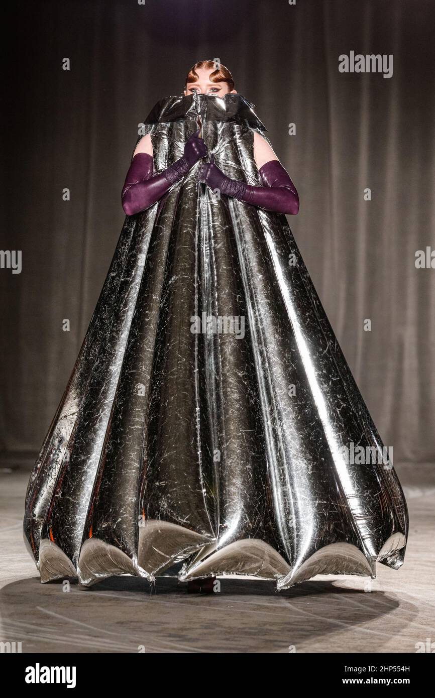 Jack irving fashion designer hi-res stock photography and images - Alamy