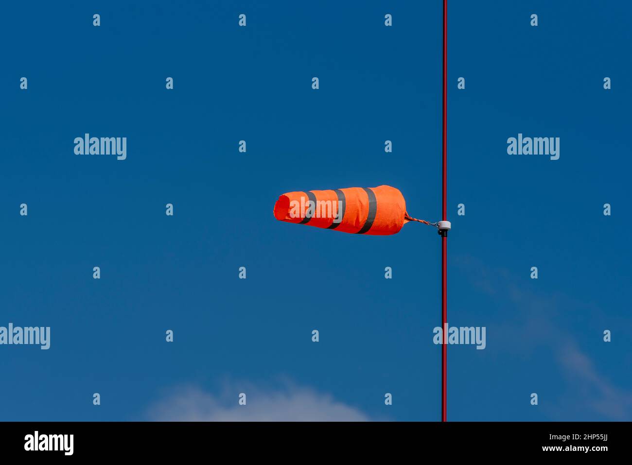 Windsack bei starkem Wind Stock Photo - Alamy