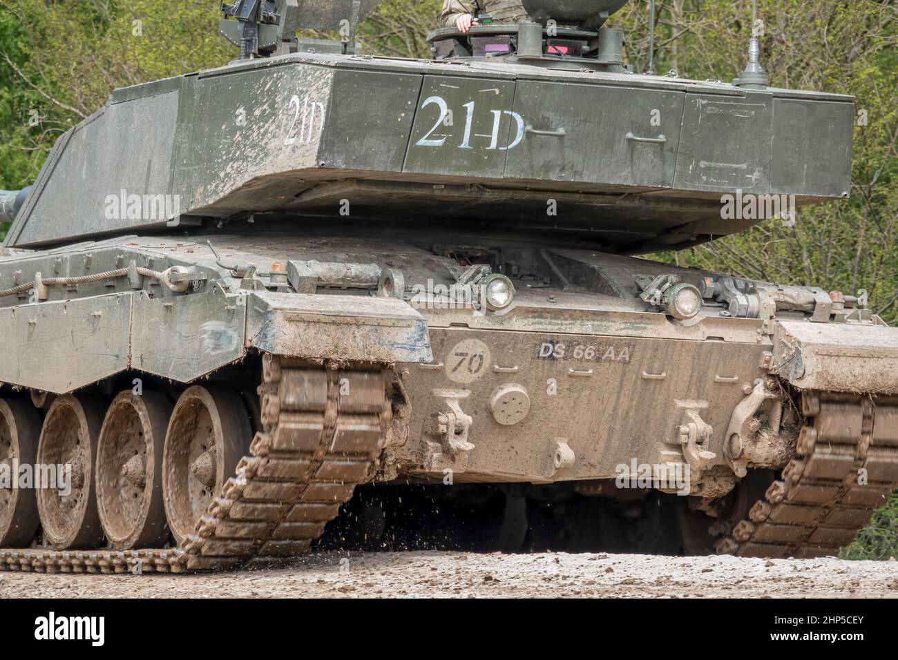 British army FV4034 Challenger 2 main battle tank in action on a ...