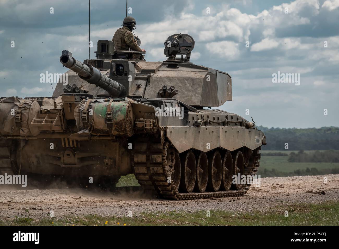 British army FV4034 Challenger 2 main battle tank in action on a ...