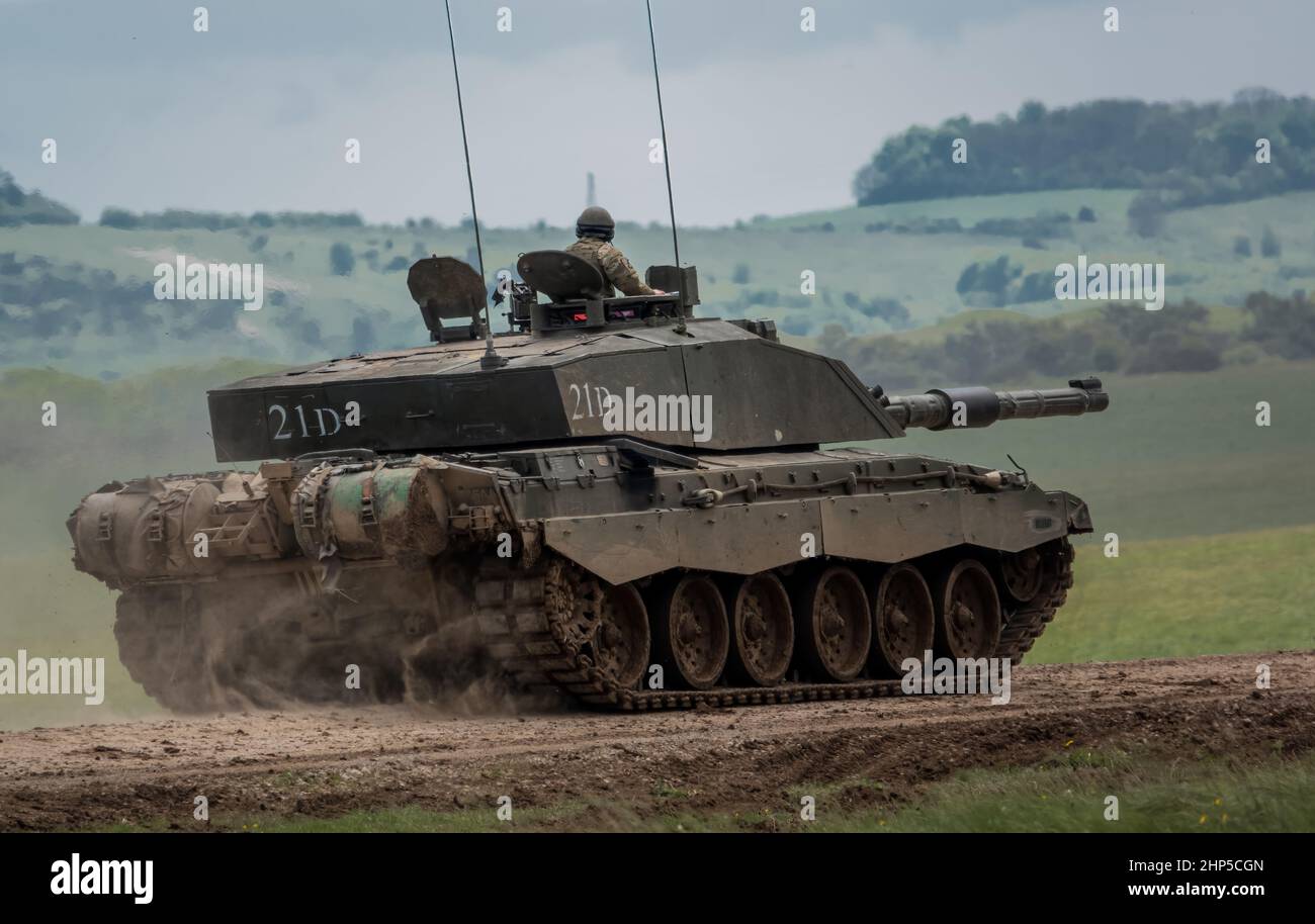 British army FV4034 Challenger 2 main battle tank in action on a ...