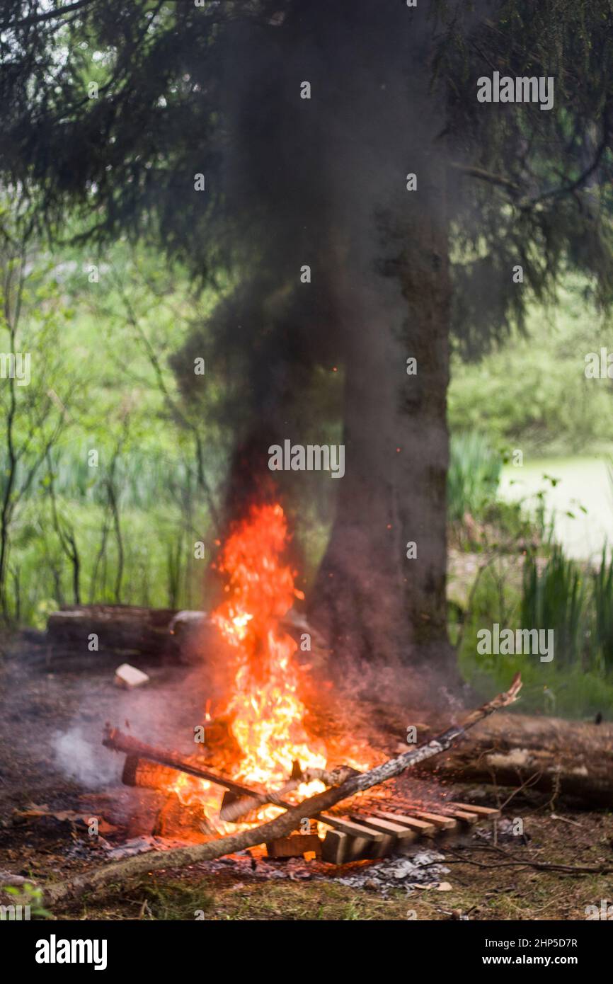 Big bonfire hi-res stock photography and images - Alamy