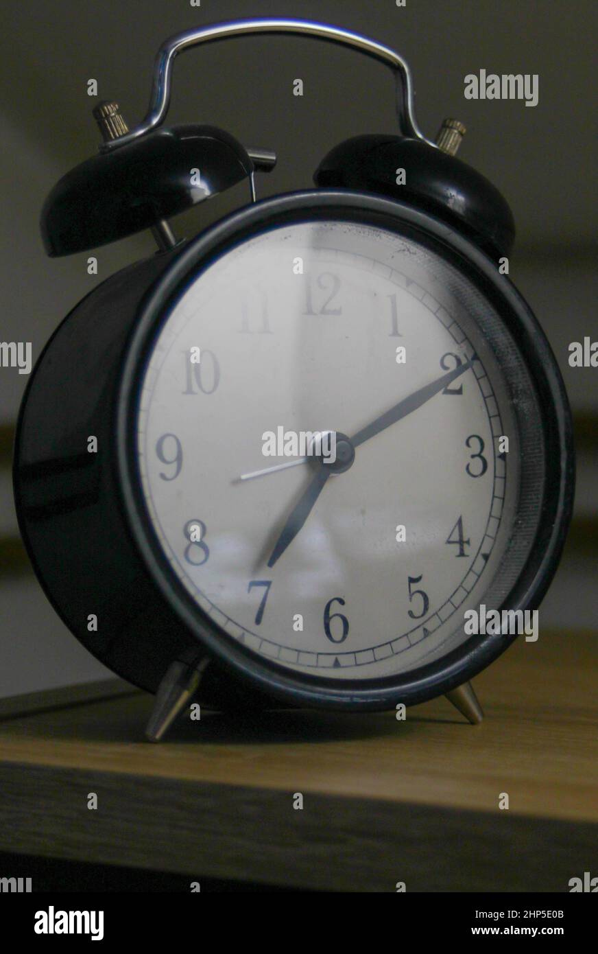 Black metal clock hi-res stock photography and images - Alamy