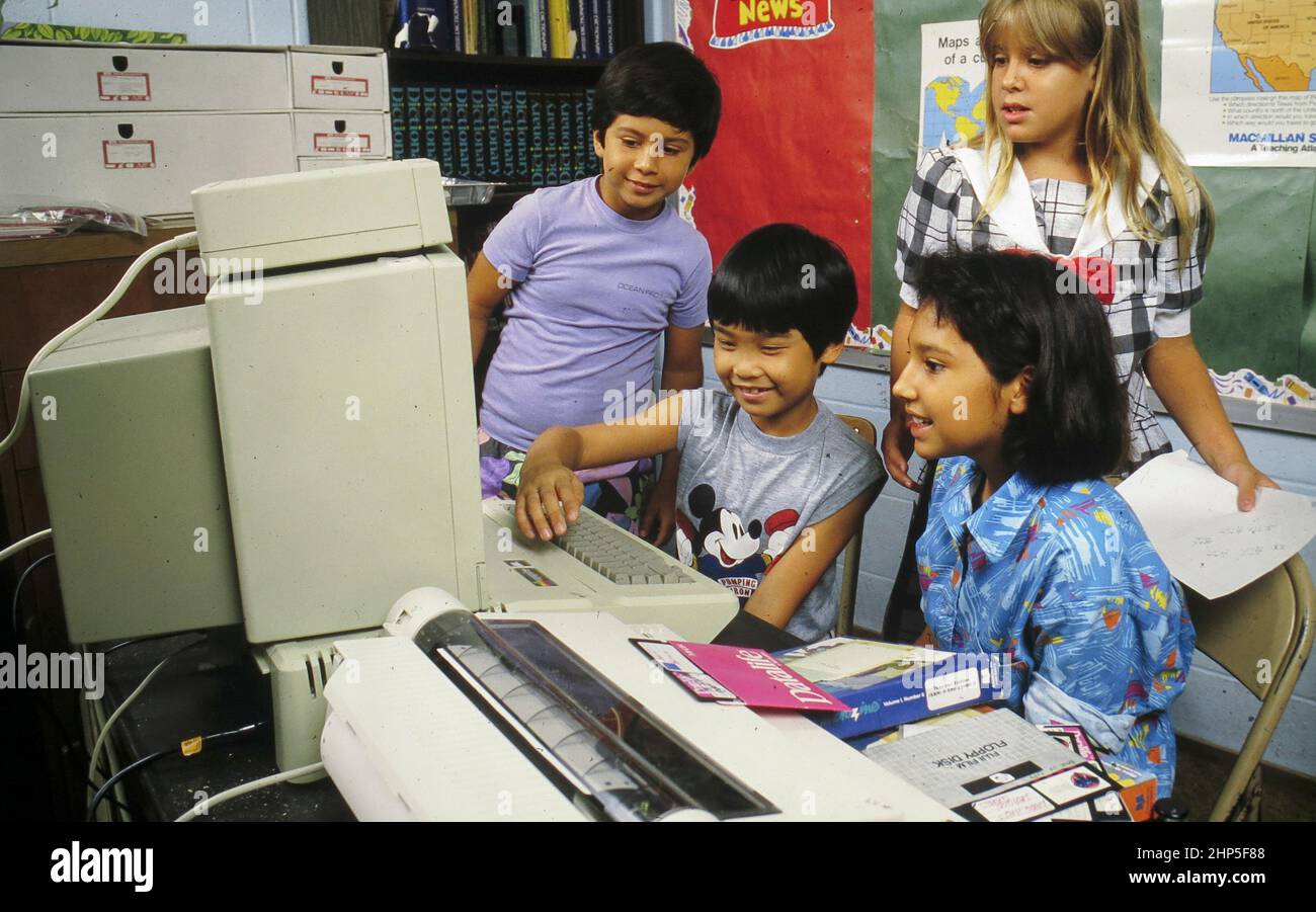 1989 computer screen hi-res stock photography and images - Alamy