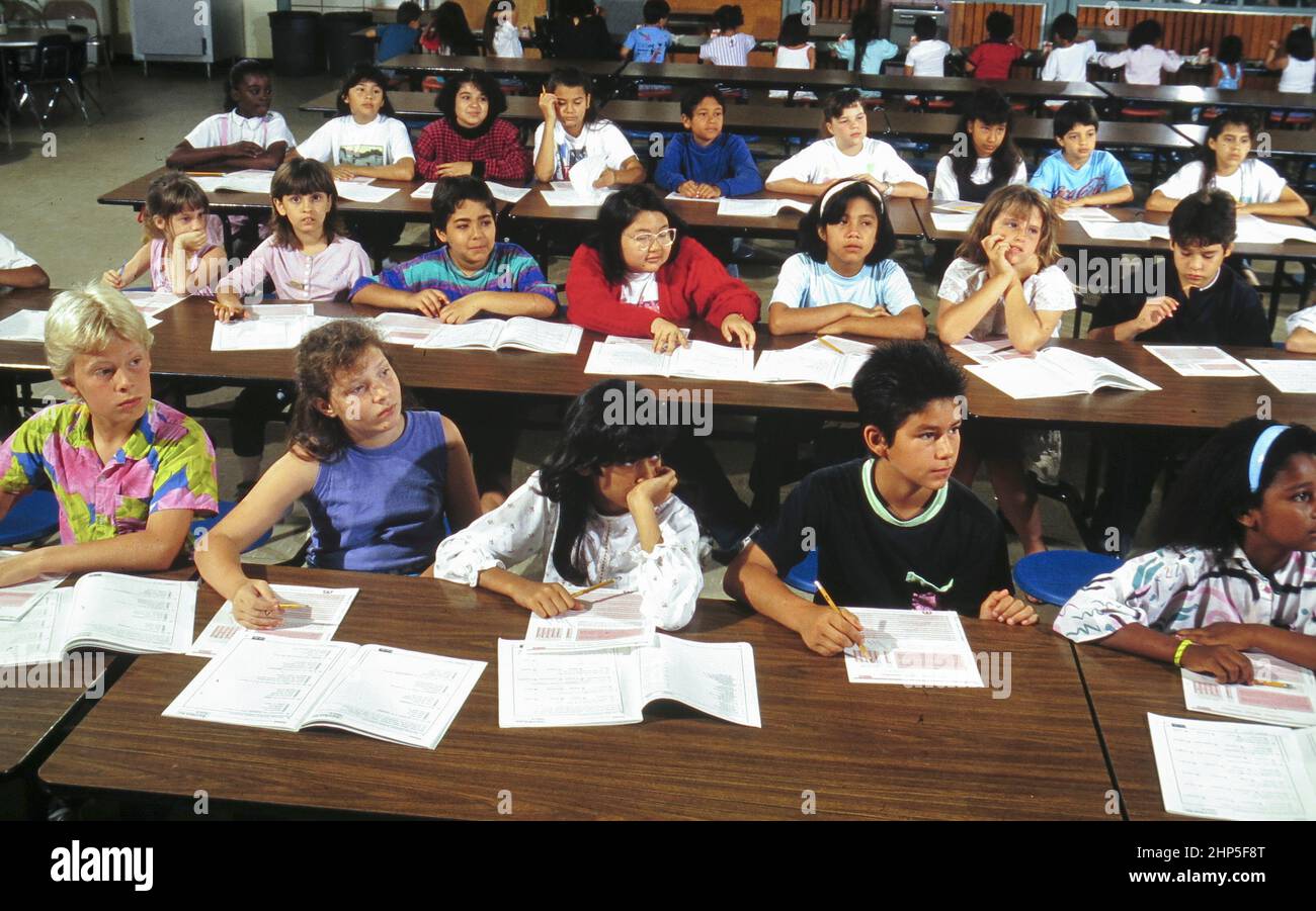 Austin, Texas USA,1991: Fourth-grade elementary school students take ...