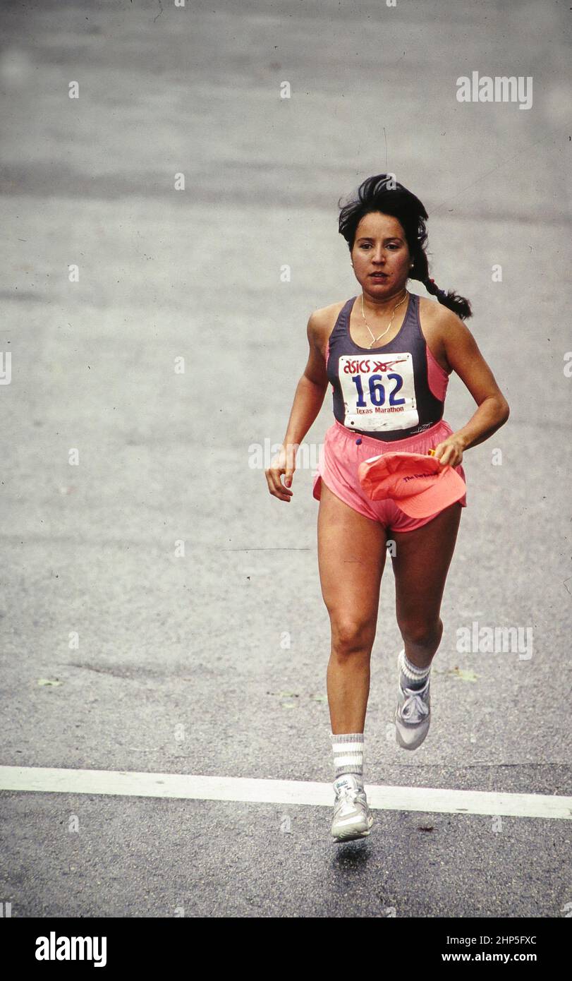 Runner finishing hi-res stock photography and images - Alamy