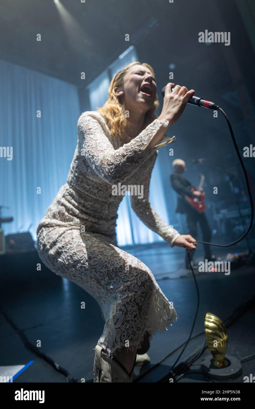 London, UK. February 18th, 2022. Ellie Rowsell of Wolf Alice performing ...
