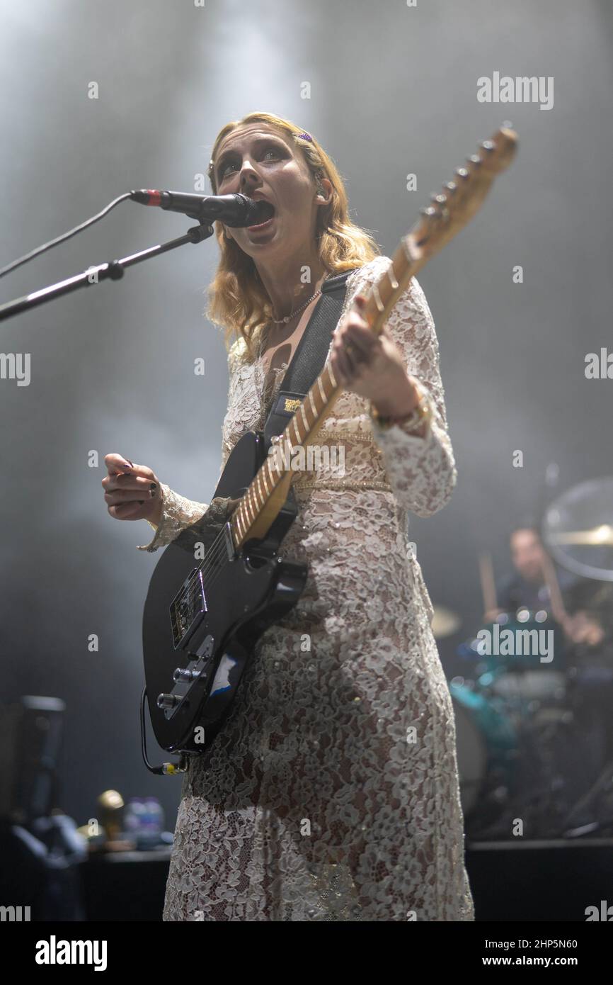 London, UK. February 18th, 2022. Ellie Rowsell of Wolf Alice performing ...