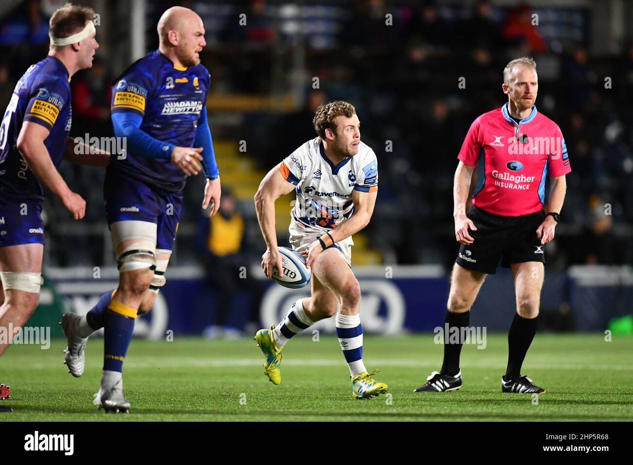 Worcester, UK. 18th Feb, 2022. Theo Strang of Bristol Bears makes a ...