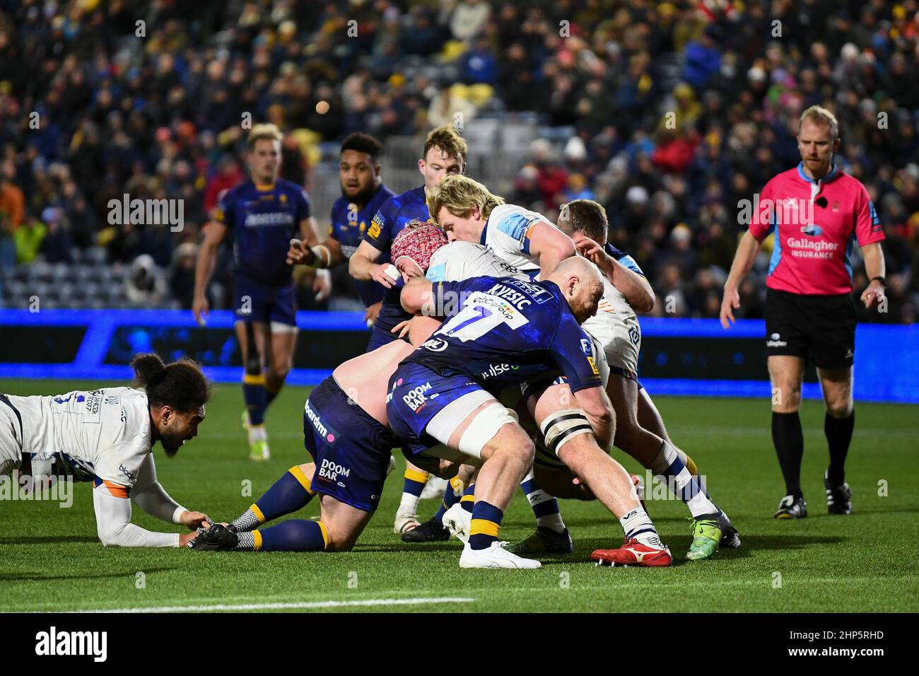 Worcester, UK. 18th Feb, 2022. Ed Holmes of Bristol Bears and Daniel ...