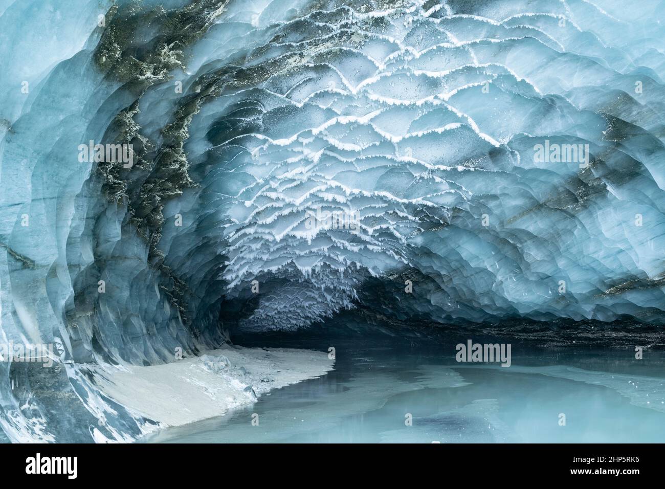 Castner ice cave hi-res stock photography and images - Alamy