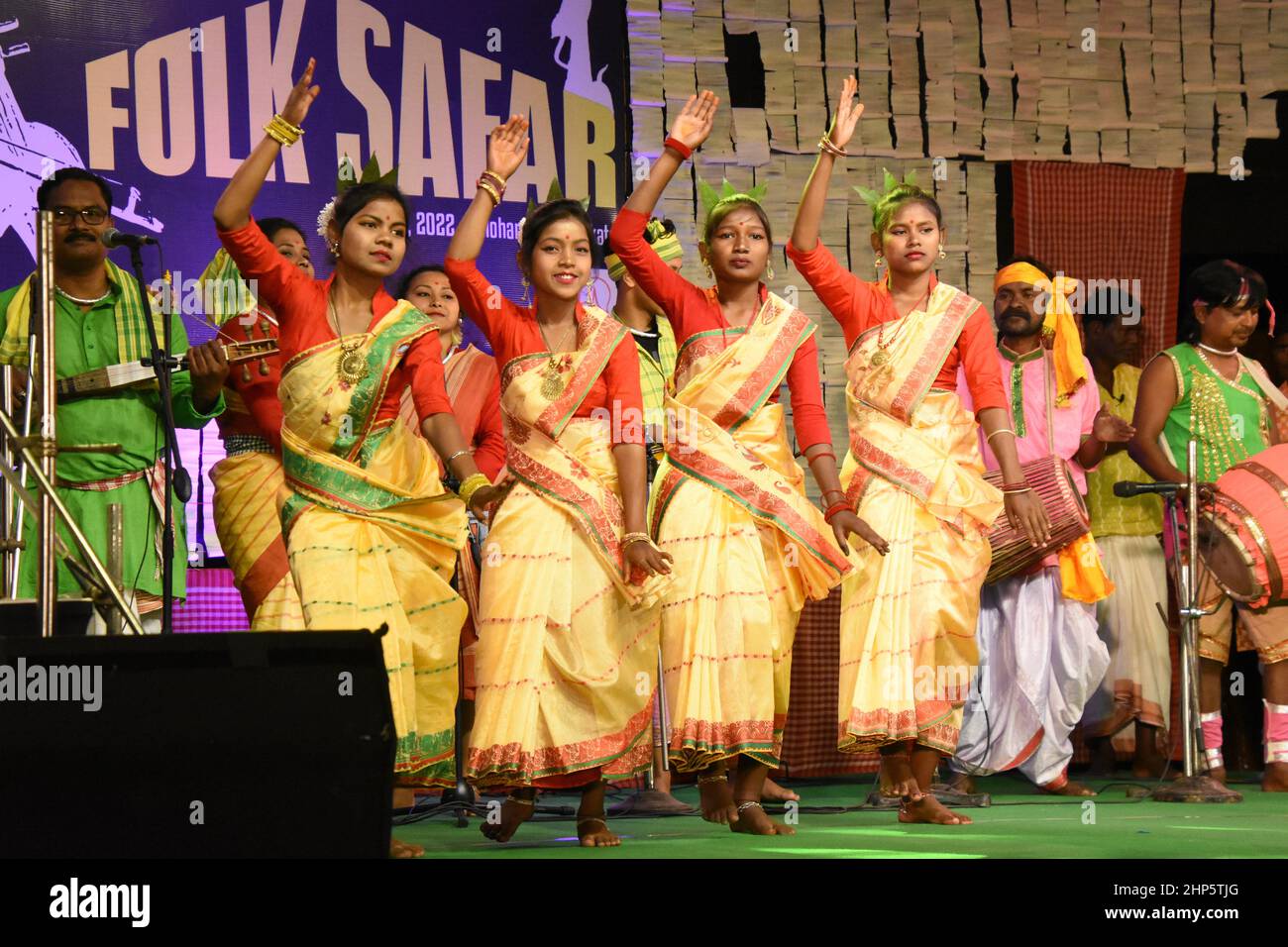 Kolkata, West Bengal, India. 18th Feb, 2022. Folk performance of Bengal ...