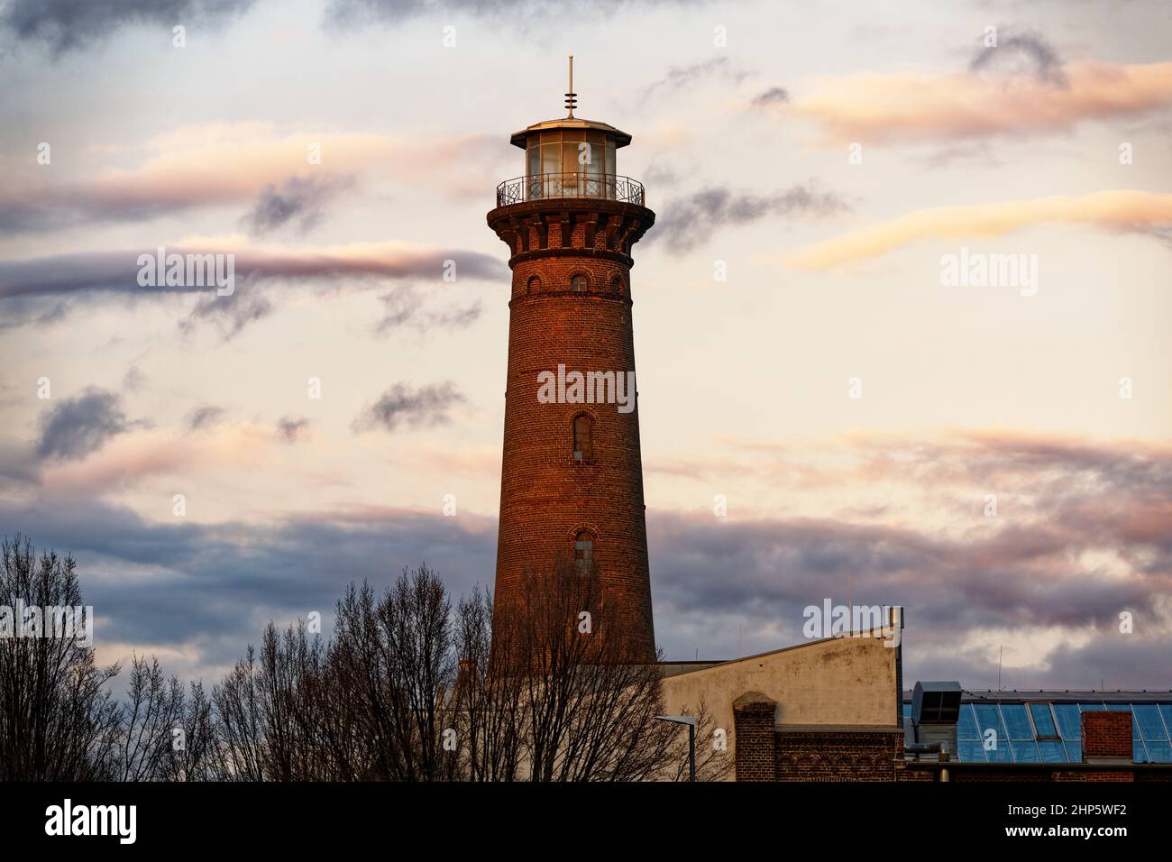 Lighthouse at golden hour hi-res stock photography and images - Alamy