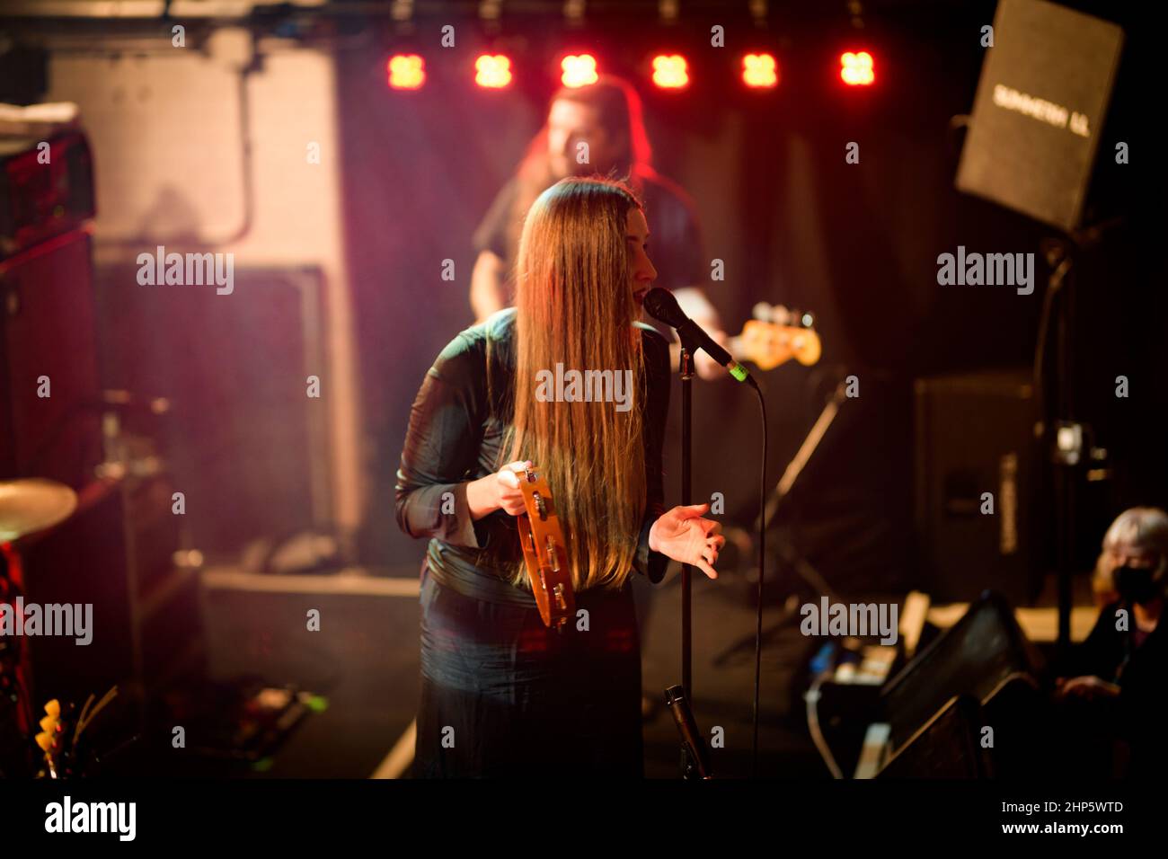 Dry cleaning concert hi-res stock photography and images - Alamy