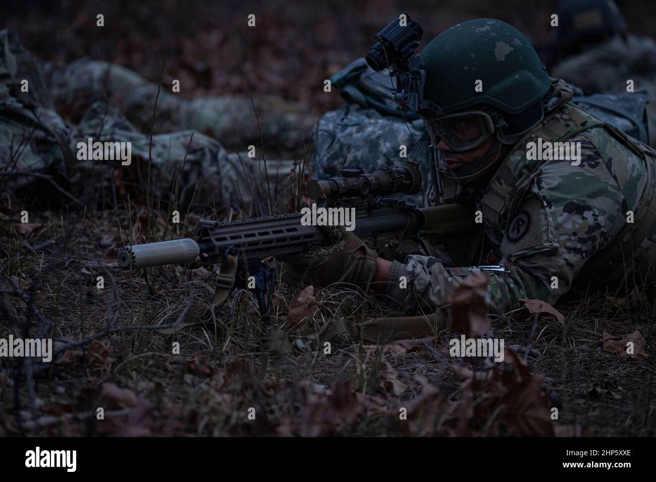 Reconnaissance and sniper platoon hi-res stock photography and images ...