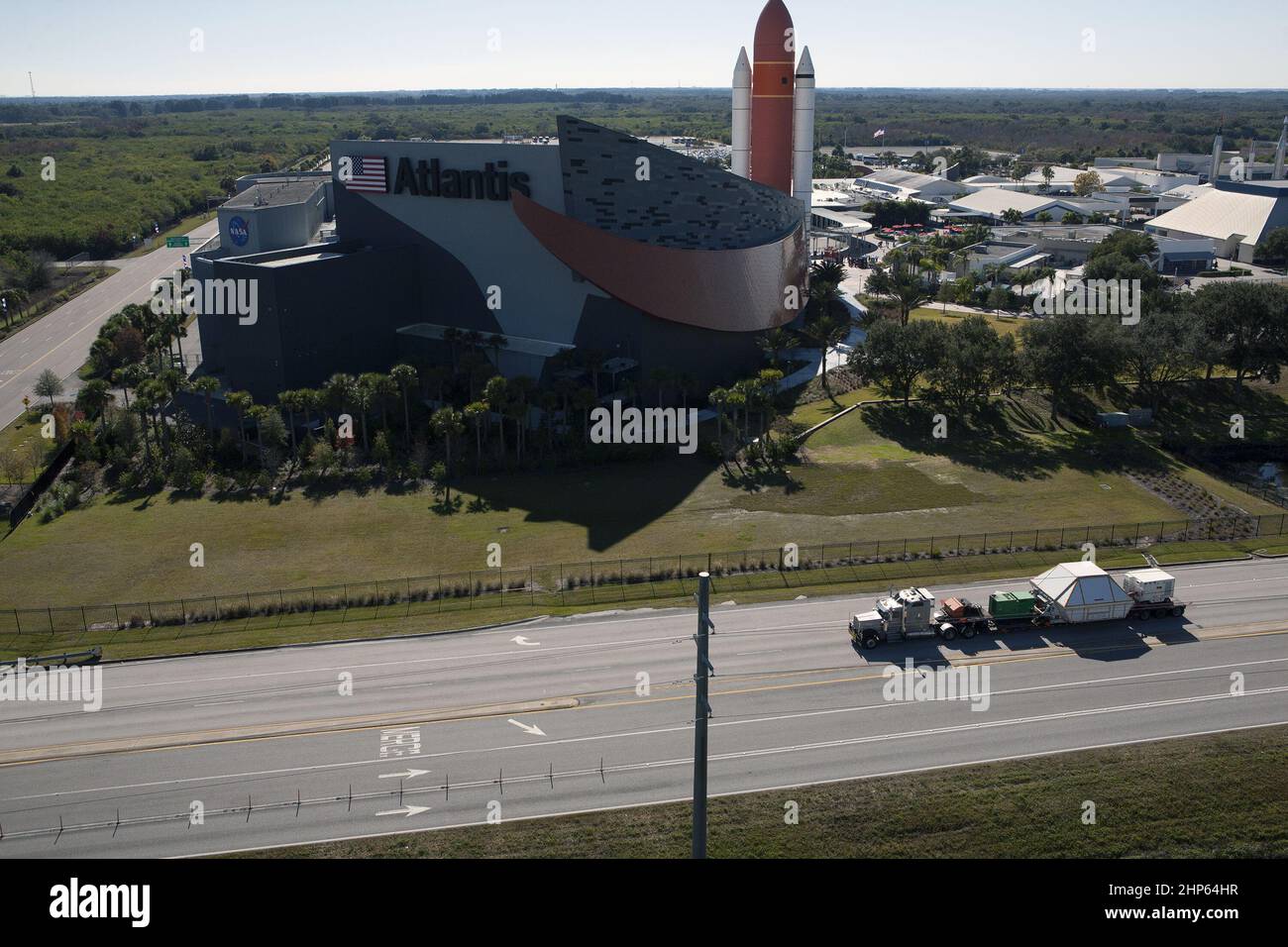 Crew module transporation fixture hi-res stock photography and images ...