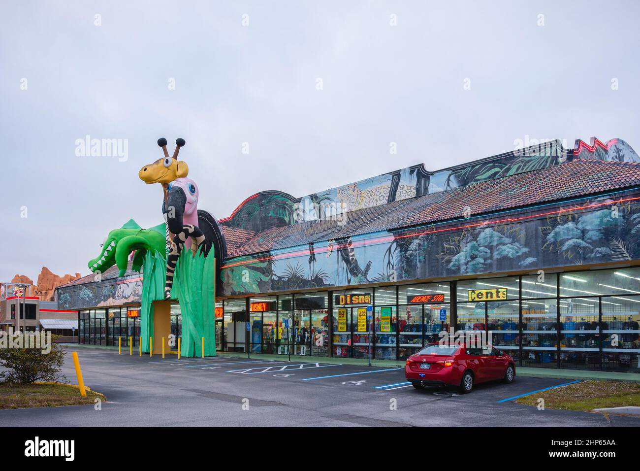 Disney store logo hi-res stock photography and images - Alamy