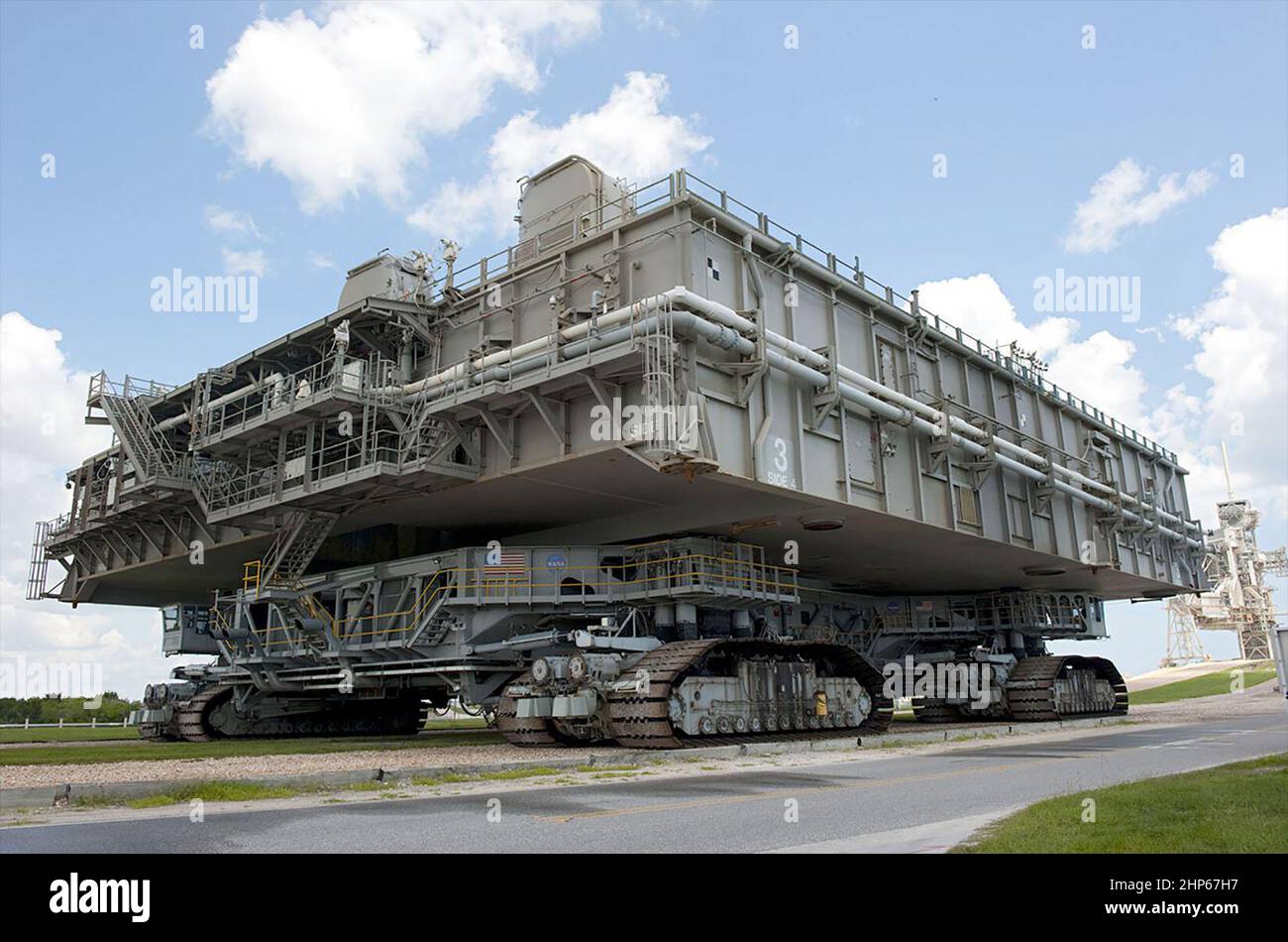 Mobile launcher platform 3 hi-res stock photography and images - Alamy