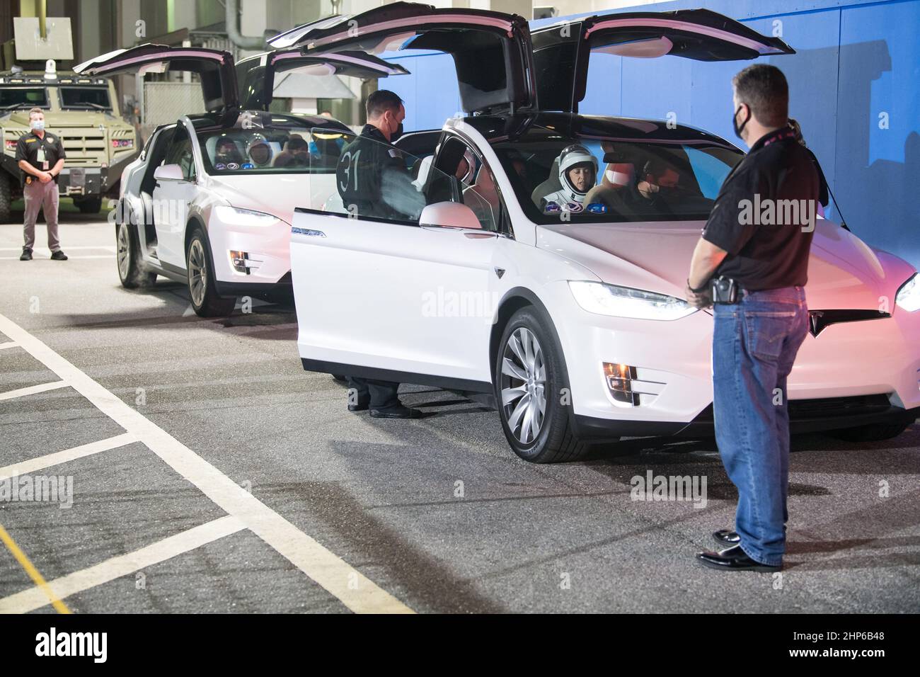 Nasa launch operations center hi-res stock photography and images - Alamy