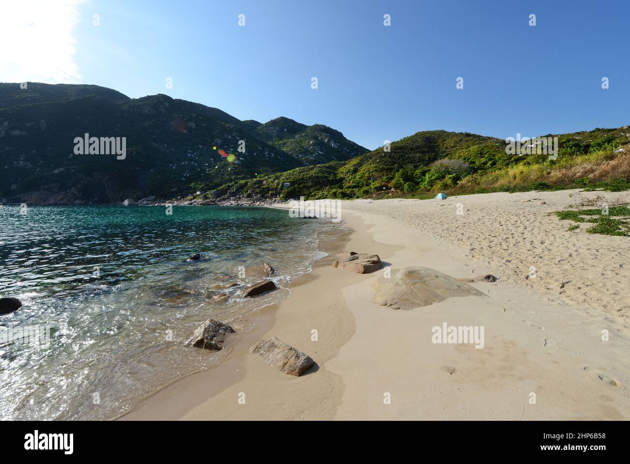 Sham Wan beach and bay, Lamma island, Hong Kong Stock Photo - Alamy