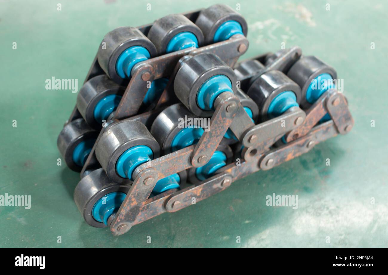 chain conveyor line Stock Photo - Alamy
