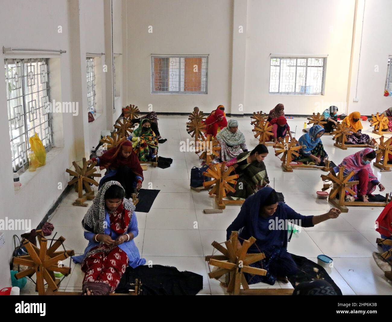 Workers are making sari with traditional tat in Rupganj outskirts of ...