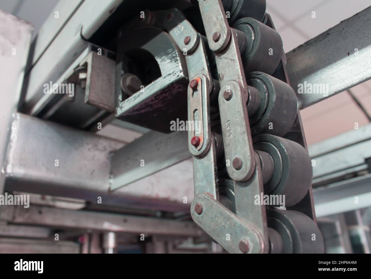 conveyor line assembly Stock Photo - Alamy