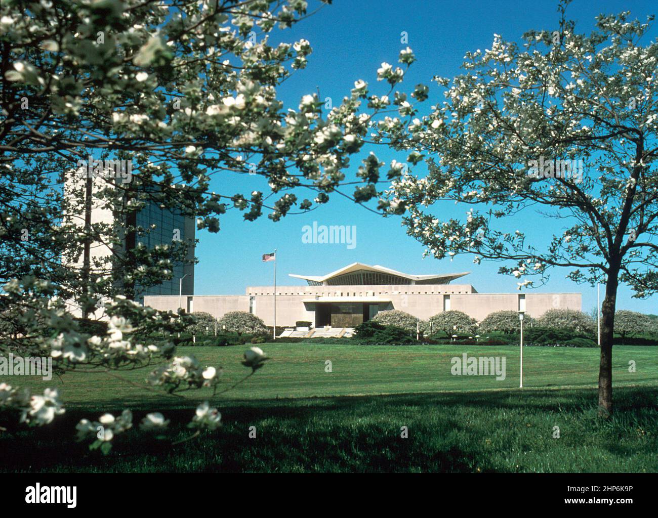 The National Library of Medicine (NLM) is located on the campus of the ...