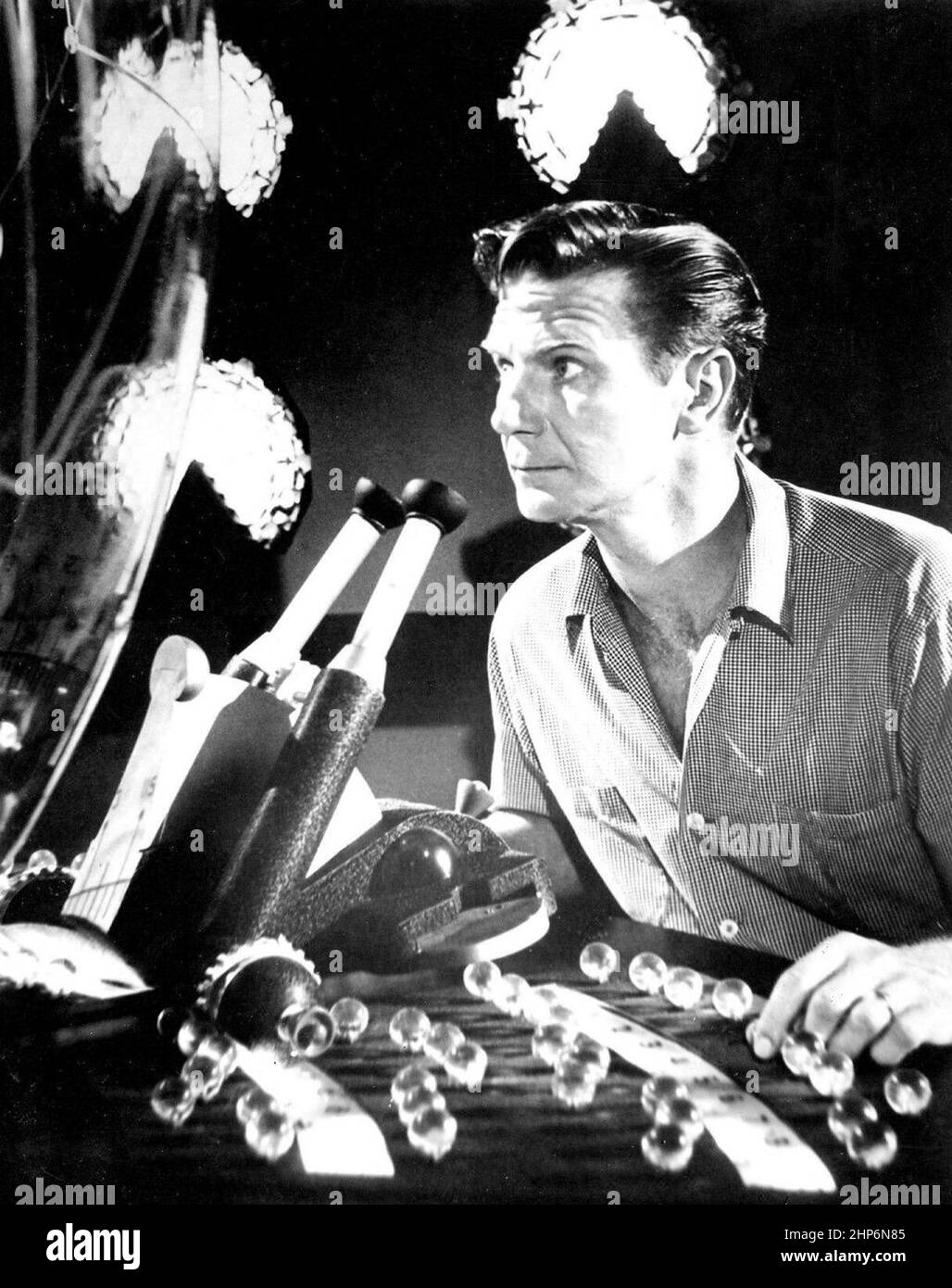 Photo of Joe Maross in the Twilight Zone episode Third From the Sun. 23 ...