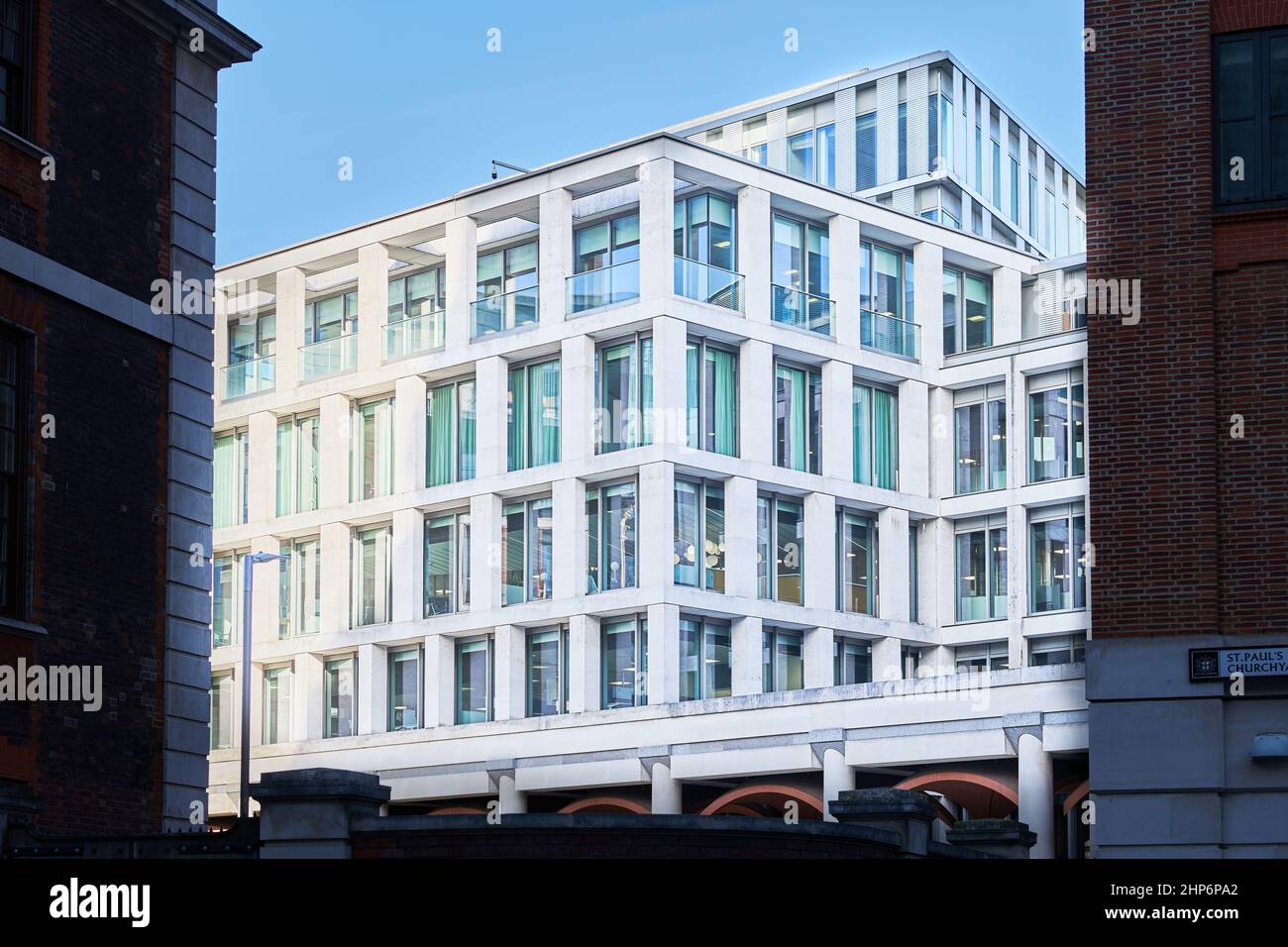 London stock exchange offices hi-res stock photography and images - Alamy