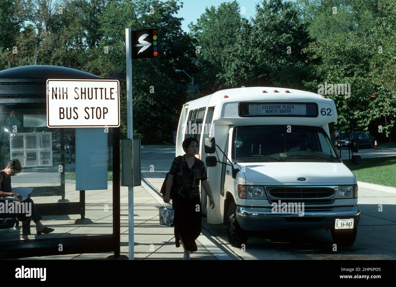 2000s shuttle bus hi-res stock photography and images - Alamy