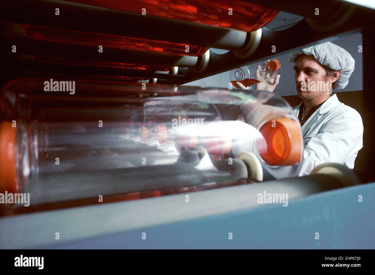 1980s lab tech hi-res stock photography and images - Alamy