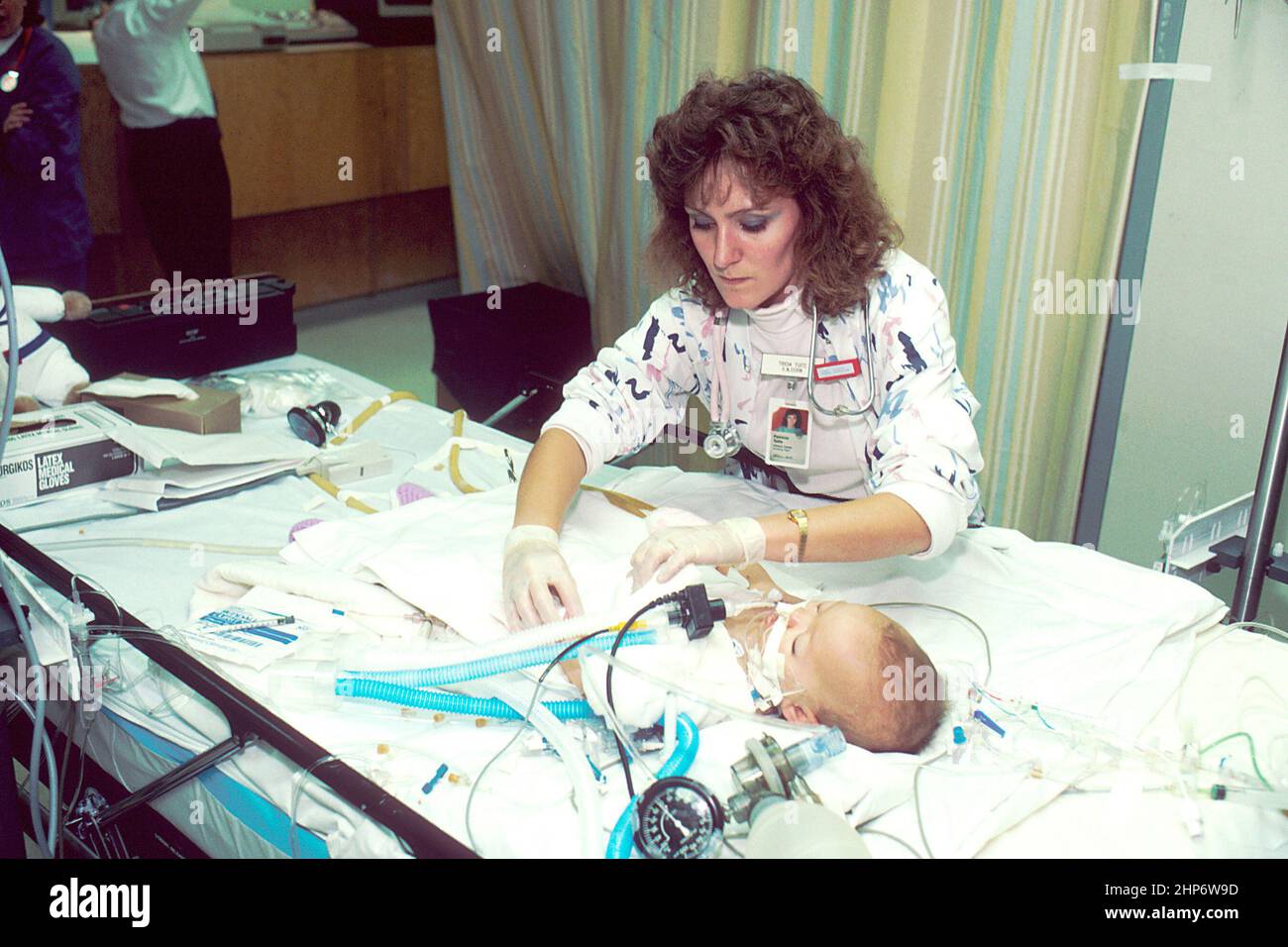 1980s intensive care unit hi-res stock photography and images - Alamy