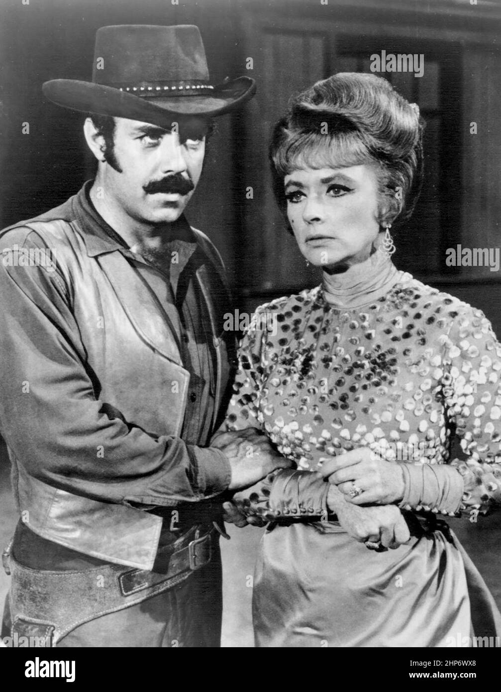 Pernell roberts hi-res stock photography and images - Alamy