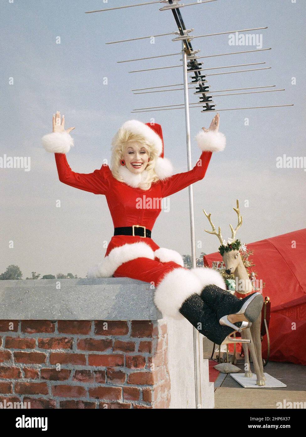 Dolly parton 1980s hi-res stock photography and images - Alamy