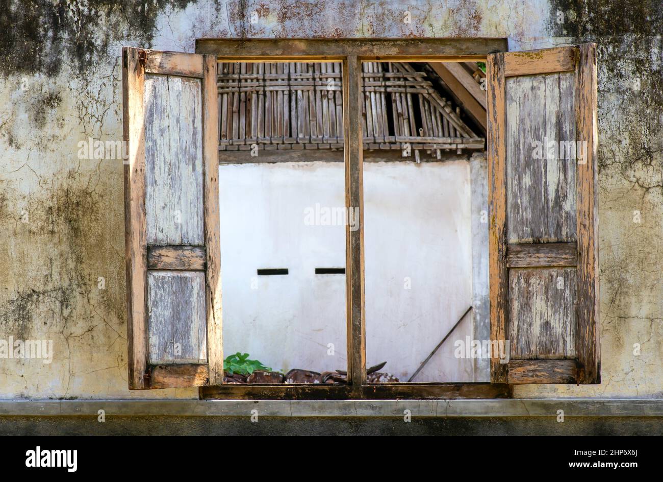 Old broken wooden window in Yogyakarta, Indonesia Stock Photo - Alamy