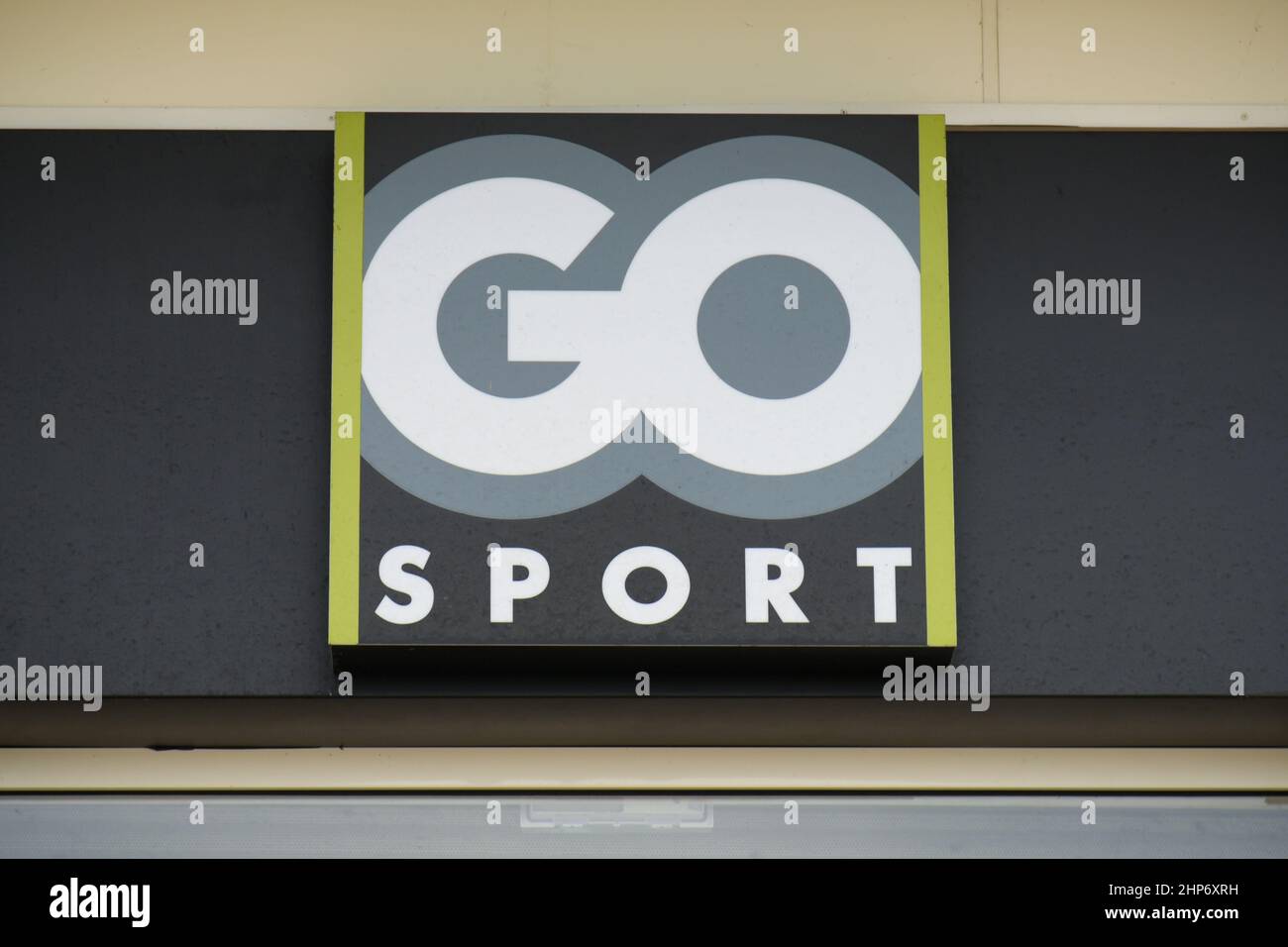 Go sport logo hi-res stock photography and images - Alamy