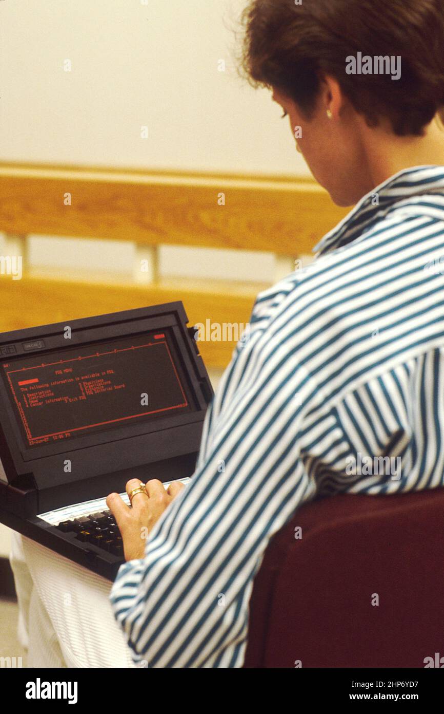 1987 computer hi-res stock photography and images - Alamy