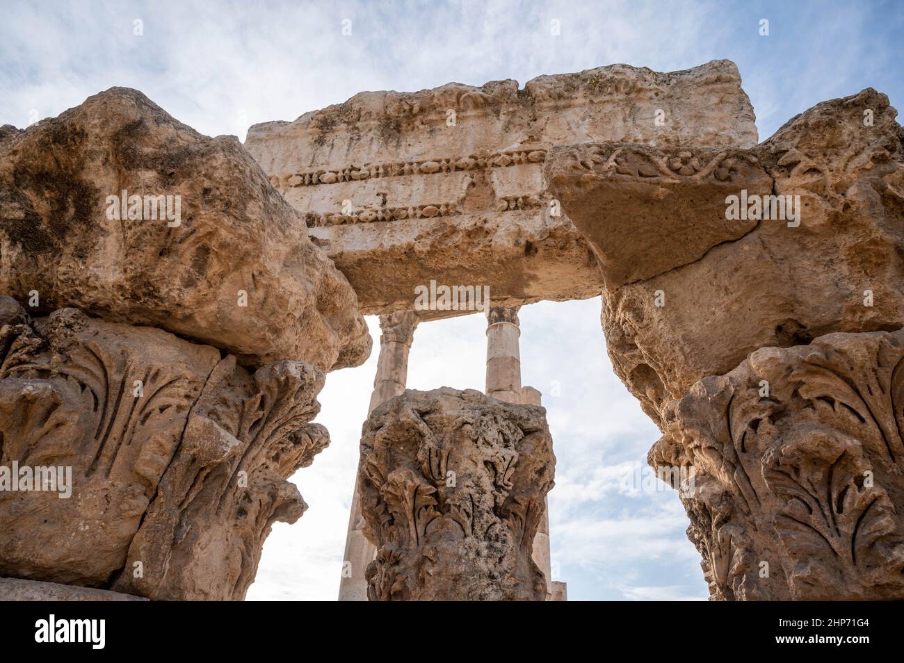 Tourist looking up columns hi-res stock photography and images - Alamy