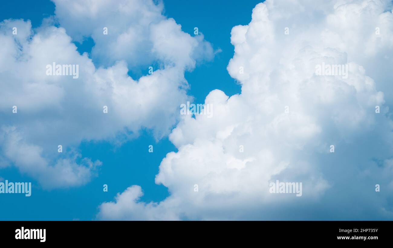 Clear sky cloudscape. Cerulean blue sky with clouds Stock Photo - Alamy