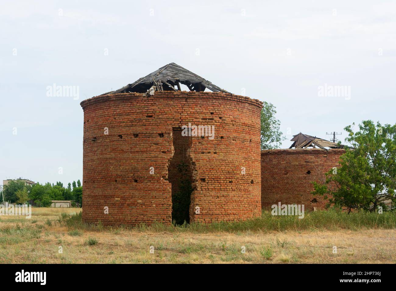 Ruined old water tank hi-res stock photography and images - Alamy