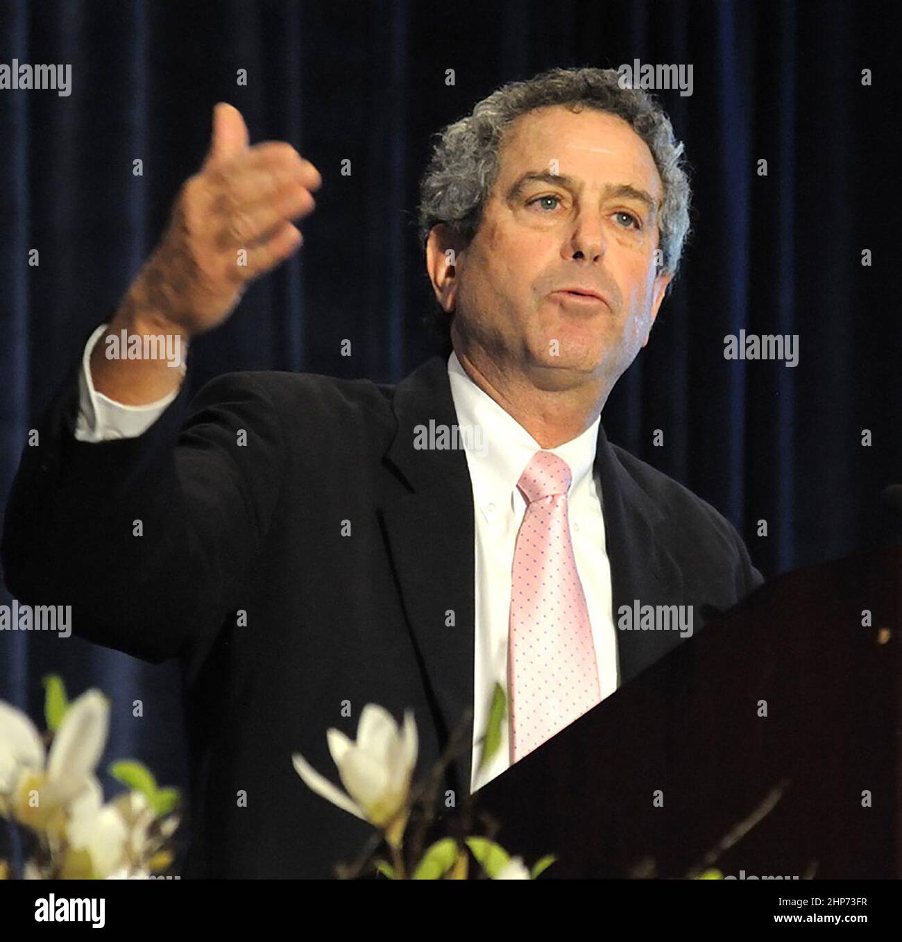 Physician archives hi-res stock photography and images - Alamy