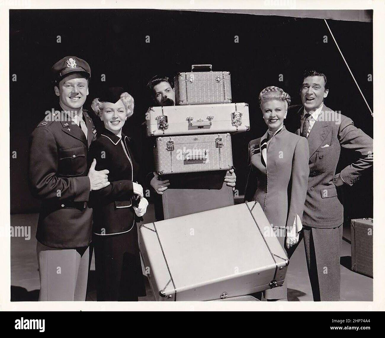 Lana Turner, Ginger Rogers, Walter Pidgeon, and Van Johnson in Week-End ...