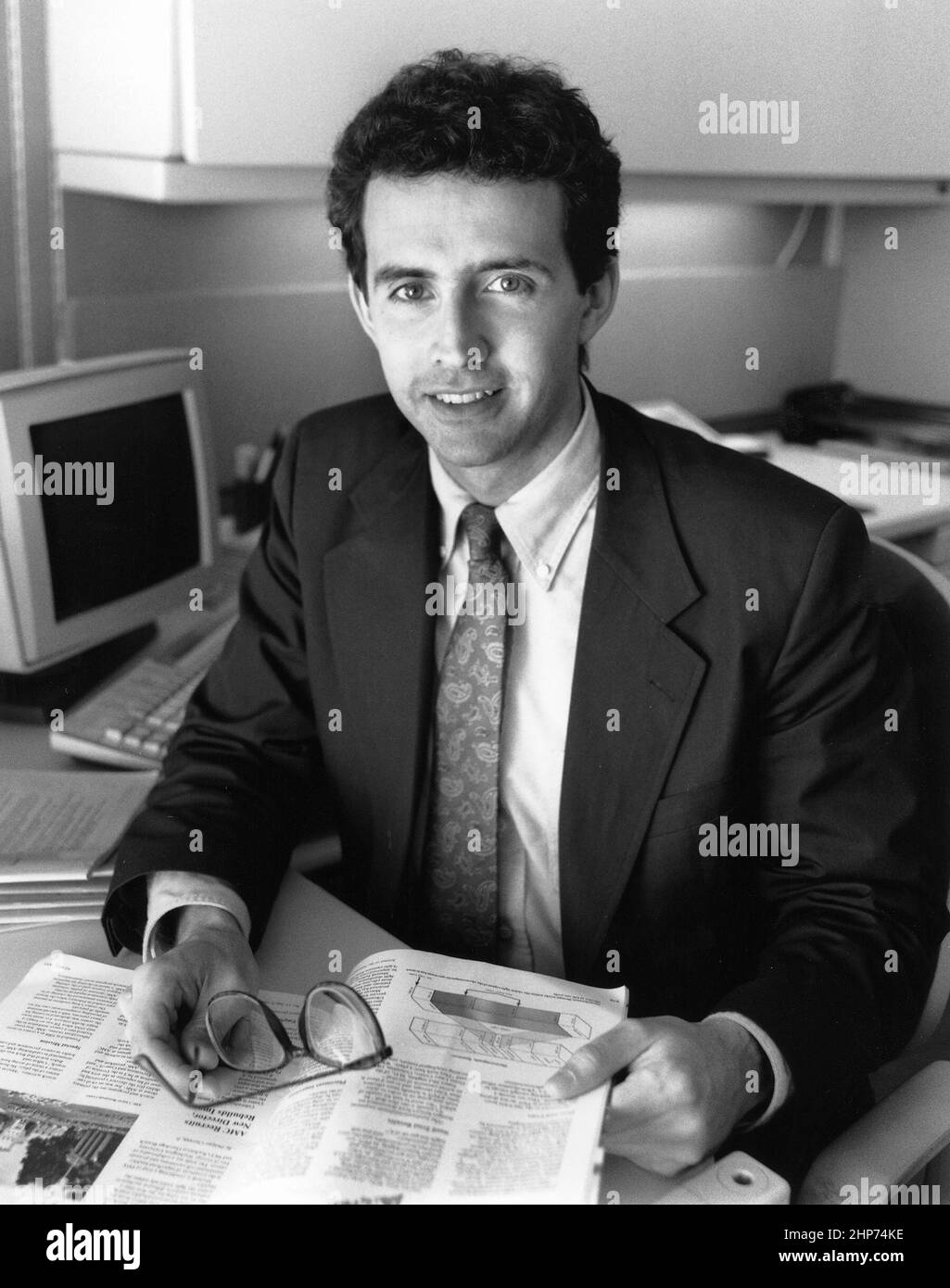 1990 man at desk hi-res stock photography and images - Alamy