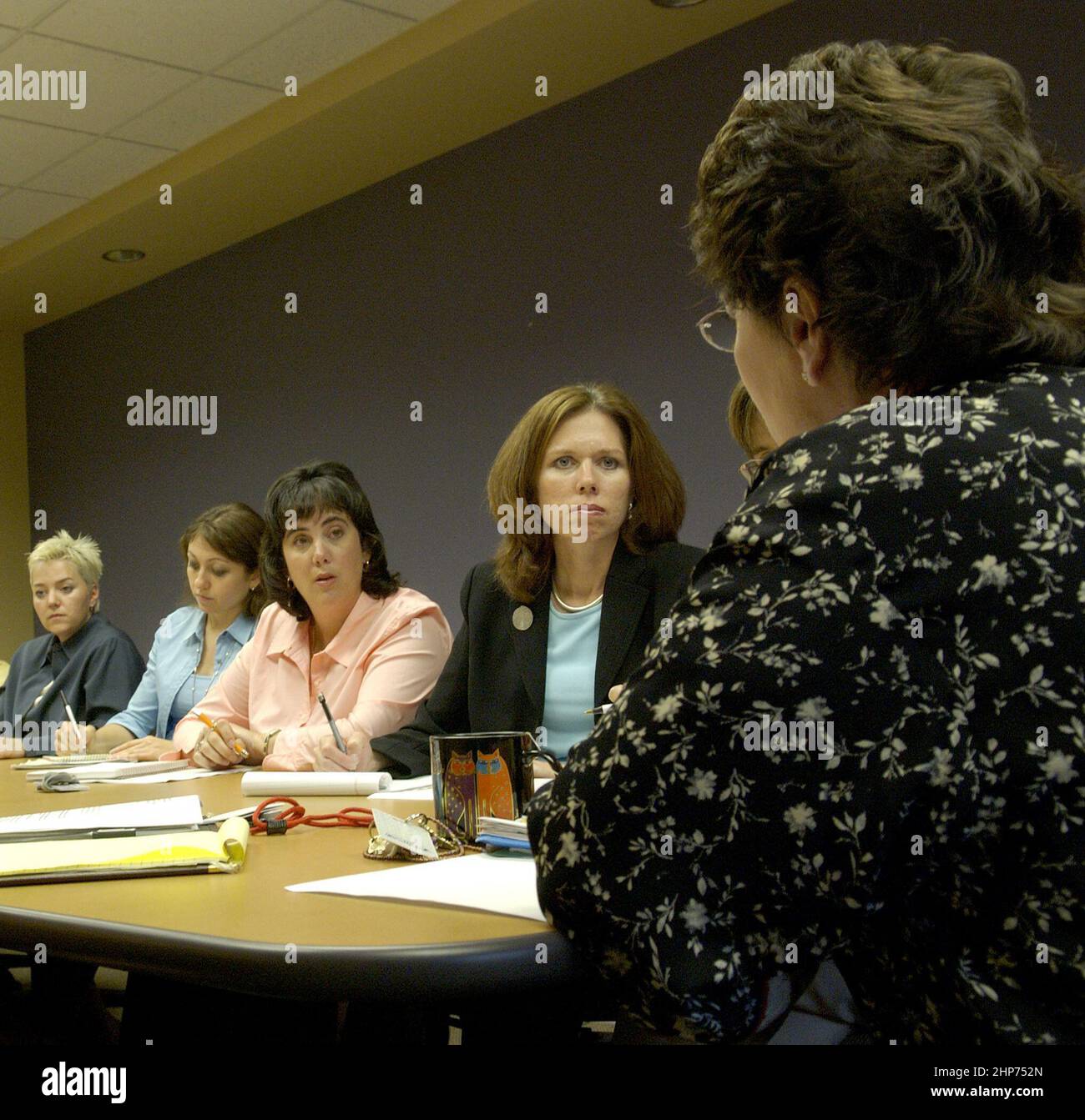 2000s meeting hi-res stock photography and images - Alamy